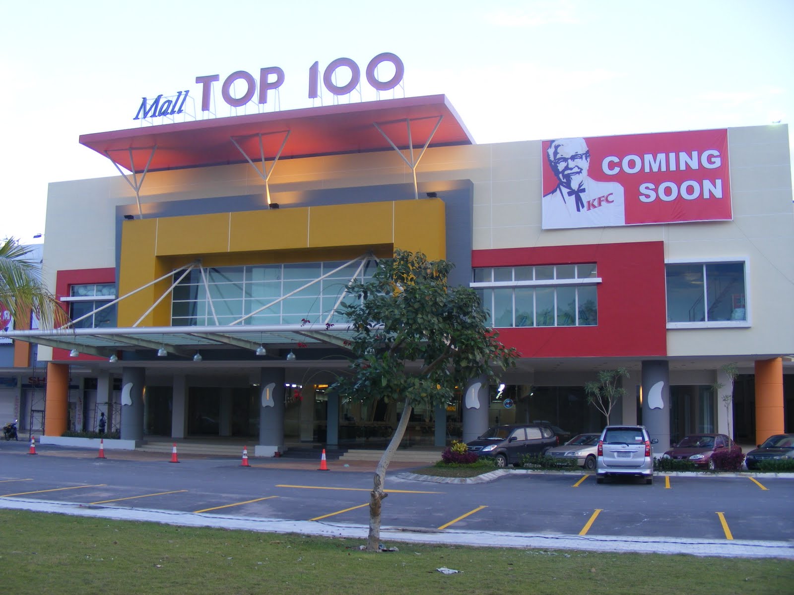 Mall Top 100 Tembesi - letsgobatam.com